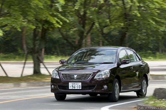 Cars Wallpapers and Specefication: toyota latest premio 2013