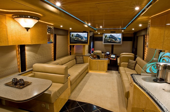 43+ Konsep Penting Interior Mobil Bus Mewah