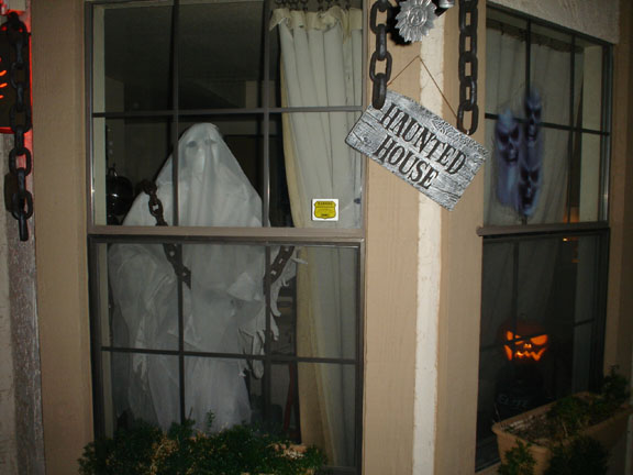Halloween Windows - How to Use Windows For Halloween