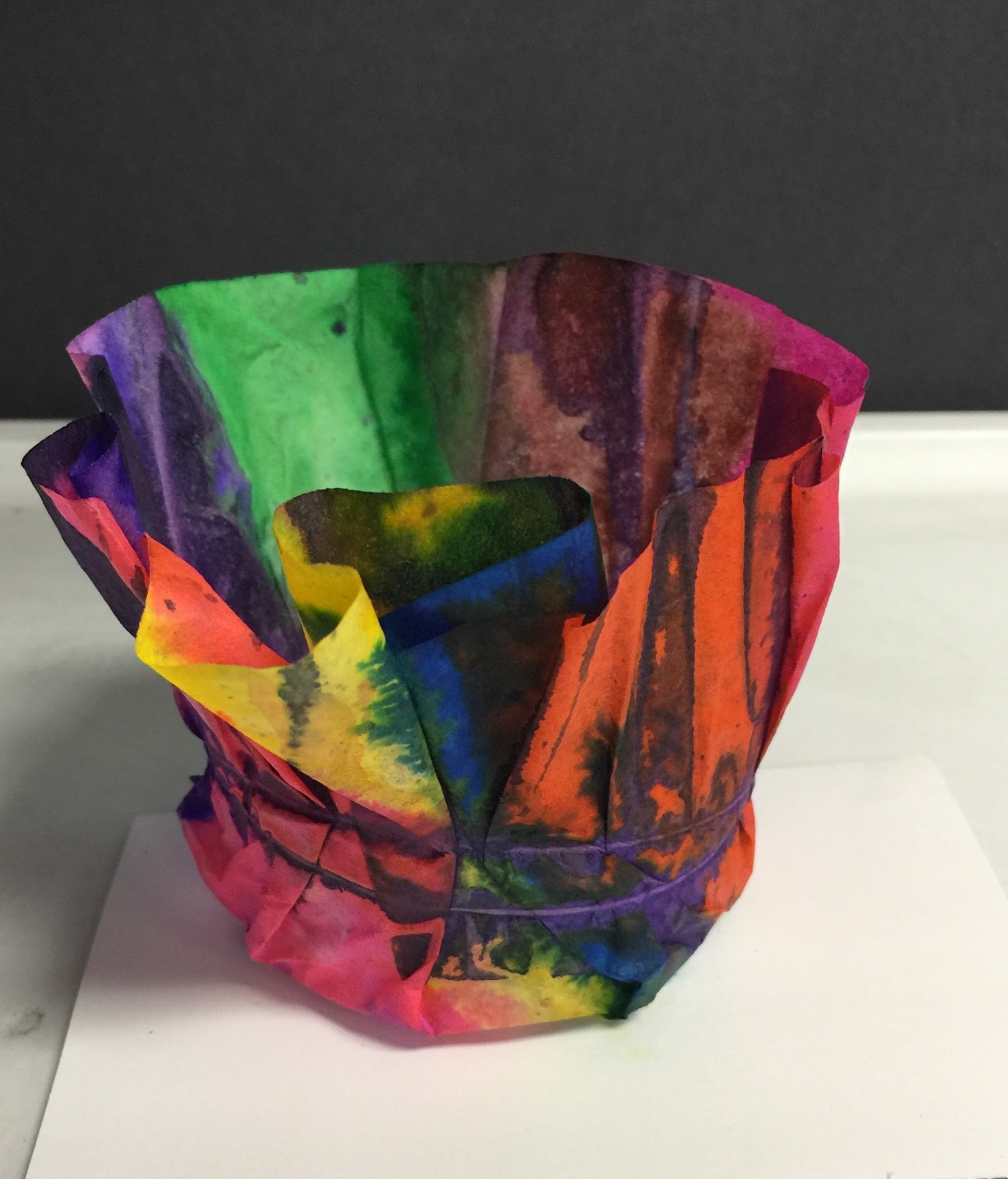 Mrs. Harris' art room: Chihuly paper bowls kindergarten art lesson