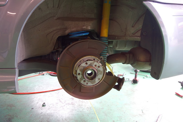 My Lovables: 「BMW E46 M3 リアハブベアリング (33412295519) 交換」