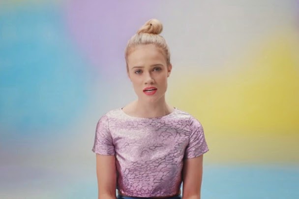Breaking More Waves: Florrie - Too Young To Remember (Video)