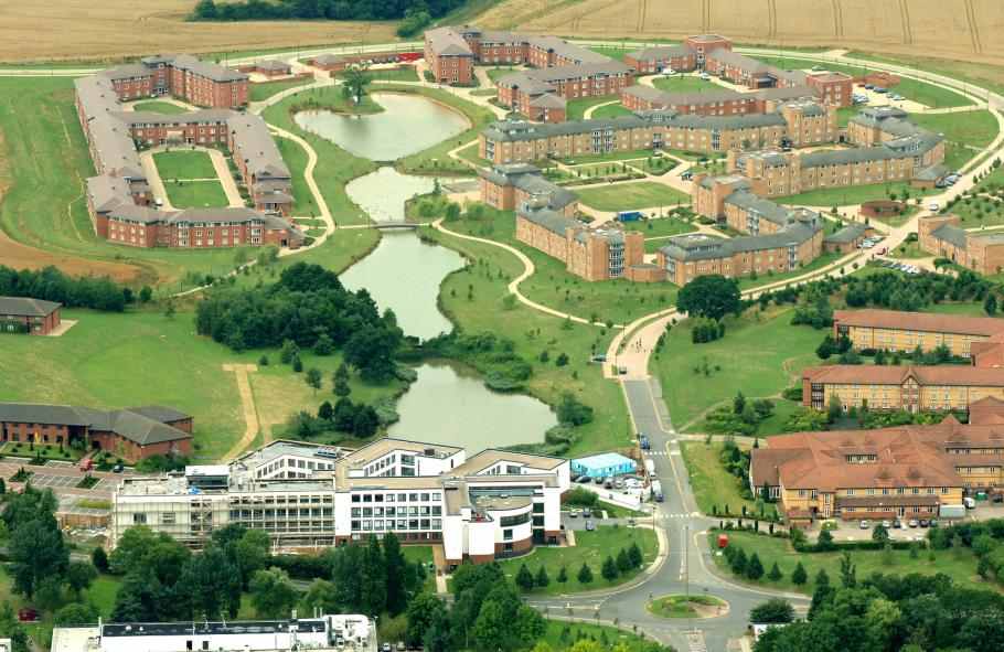 The University of Warwick is a public research university located in ...