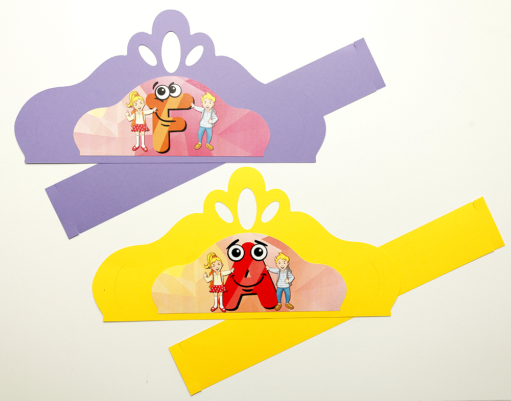 verde personalizat: Coroniţe Litere 2