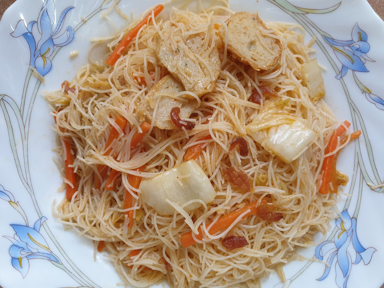 Thai Fried Tom Yum Rice Vermicelli (Mee Hoon)