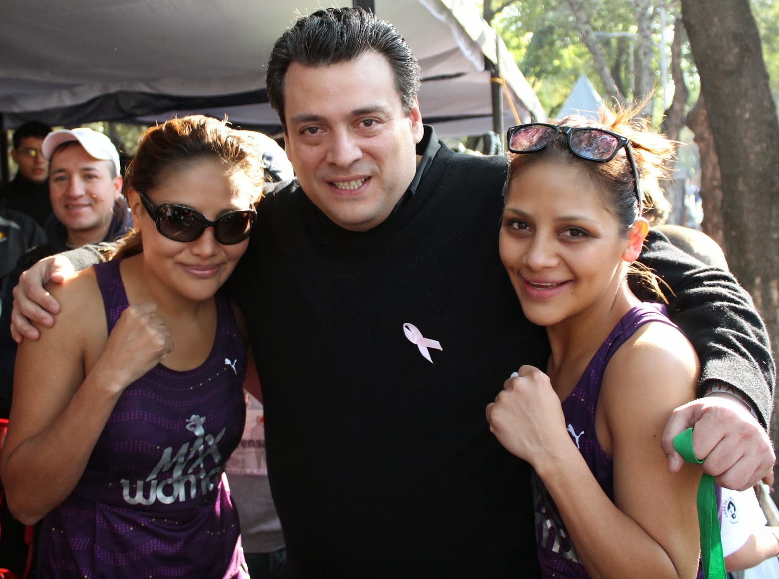 POR LA LUPA: LA BARBY JUAREZ Y LOURDES JUAREZ HACEN CARRERA