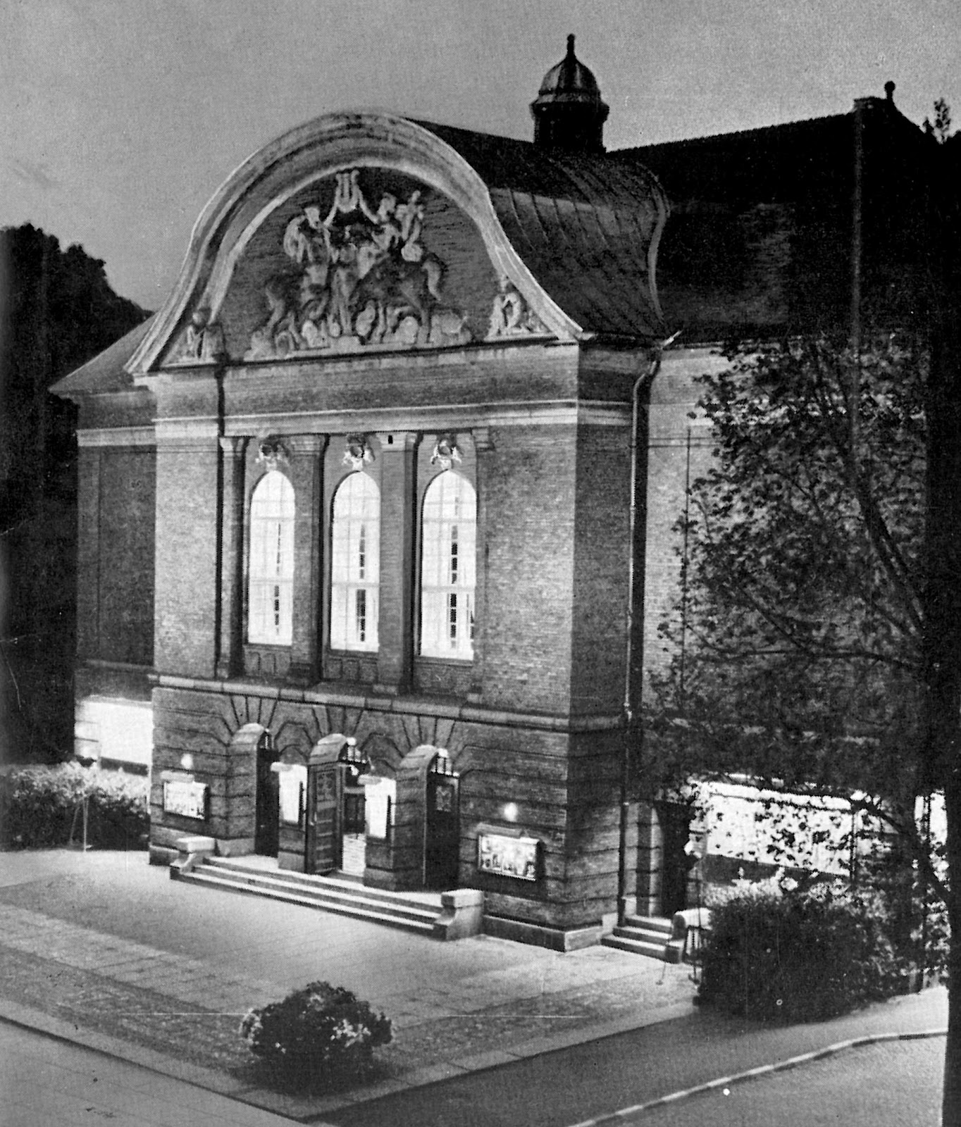 Særsamlinger: Teaterprogrammer fra Odense Teater - billeder til 1960