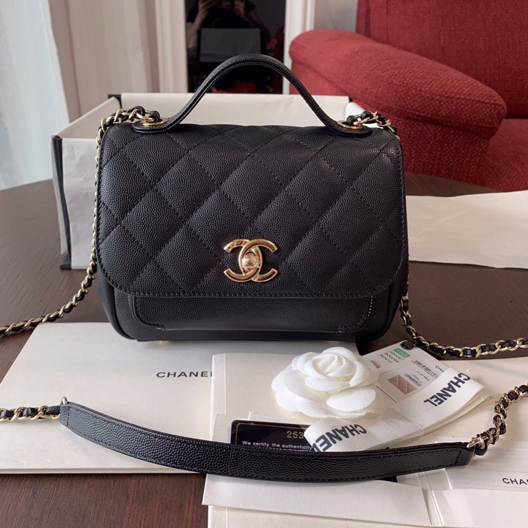 Women bag models 2020: Women messenger bag models 2020 ( 30 Photo )