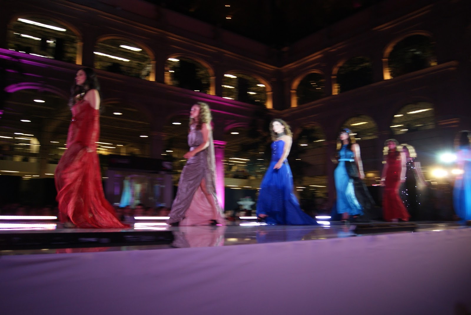 Mexico's Next Top Model Gala | My Vintage Armoire