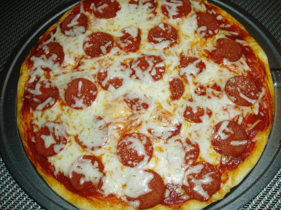 Meatless Mediterranean: Pizza with Veggie Pepperoni (12-inch)