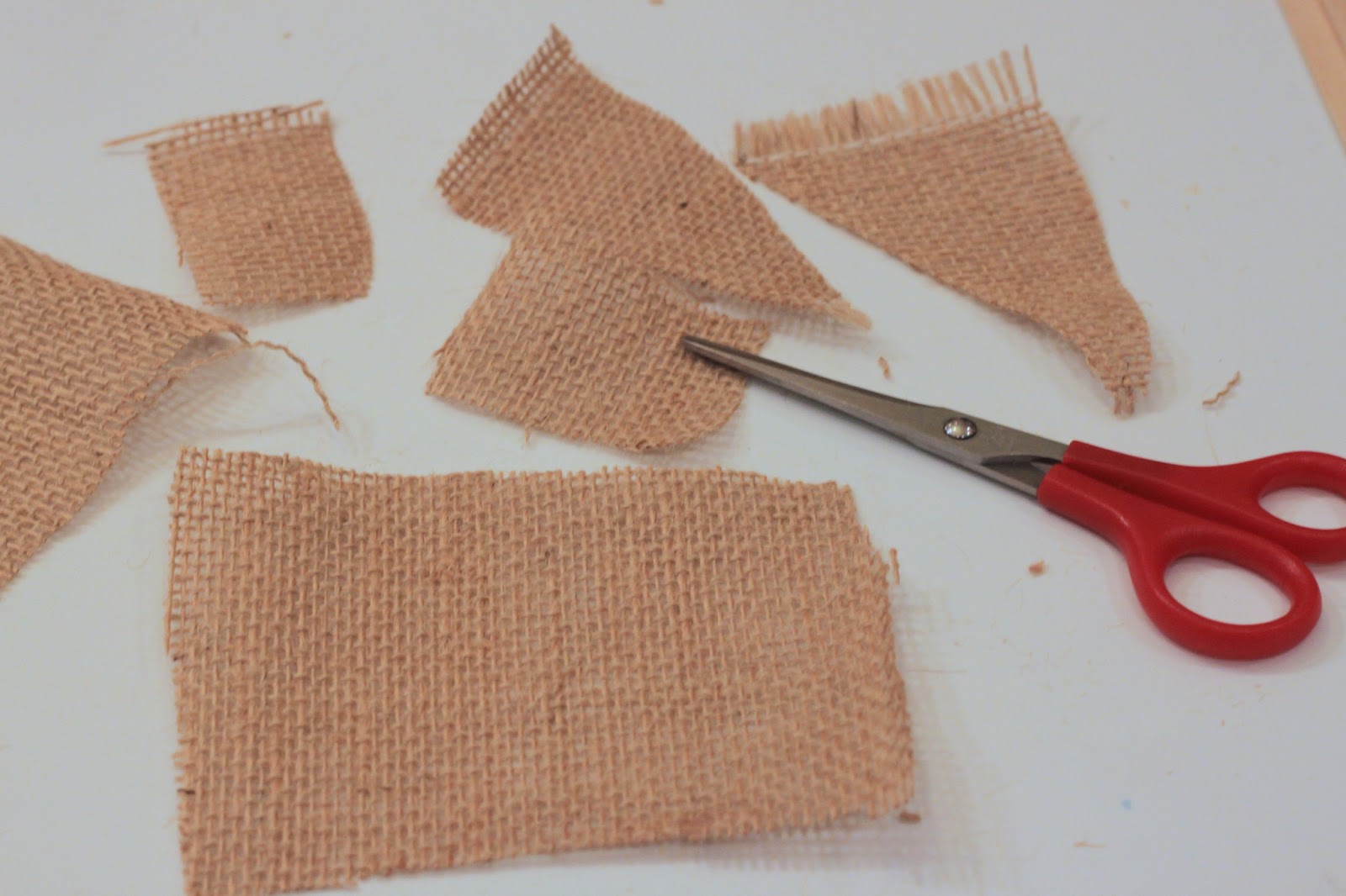 Green Owl Art: Burlap Flags for The 4th of July