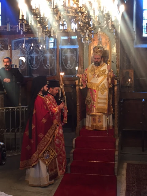 ΦΩΣ ΦΑΝΑΡΙΟΥ: Ο ΜΗΤΡΟΠΟΛΙΤΗΣ ΣΜΥΡΝΗΣ ΒΑΡΘΟΛΟΜΑΙΟΣ ΣΤΟ ΝΙΧΩΡΙ ΤΟΥ ...