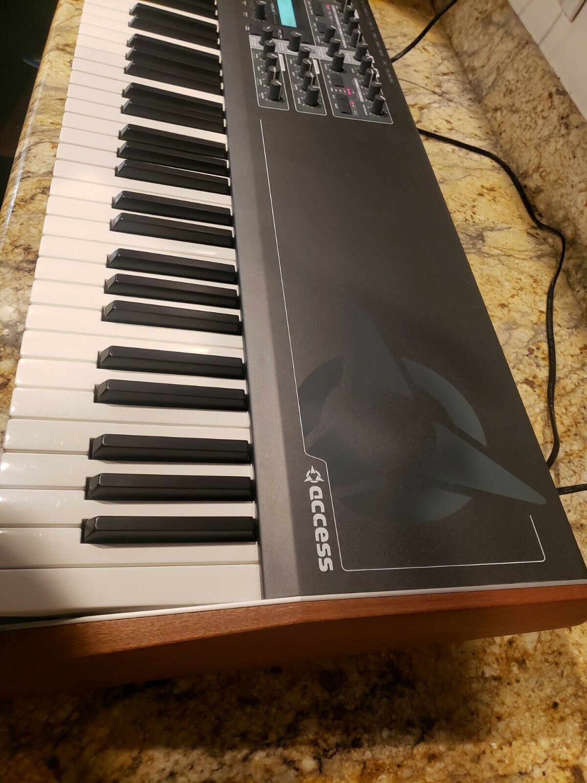 MATRIXSYNTH: Access Virus TI V2 Keyboard Synthesizer