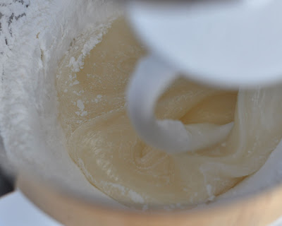 Beki Cook's Cake Blog: Homemade Rolled Fondant