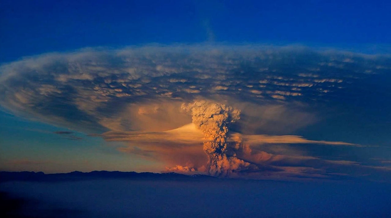 Amazing World: The Eruption of Puyehue-Cordon Caulle Volcanic Chain in ...