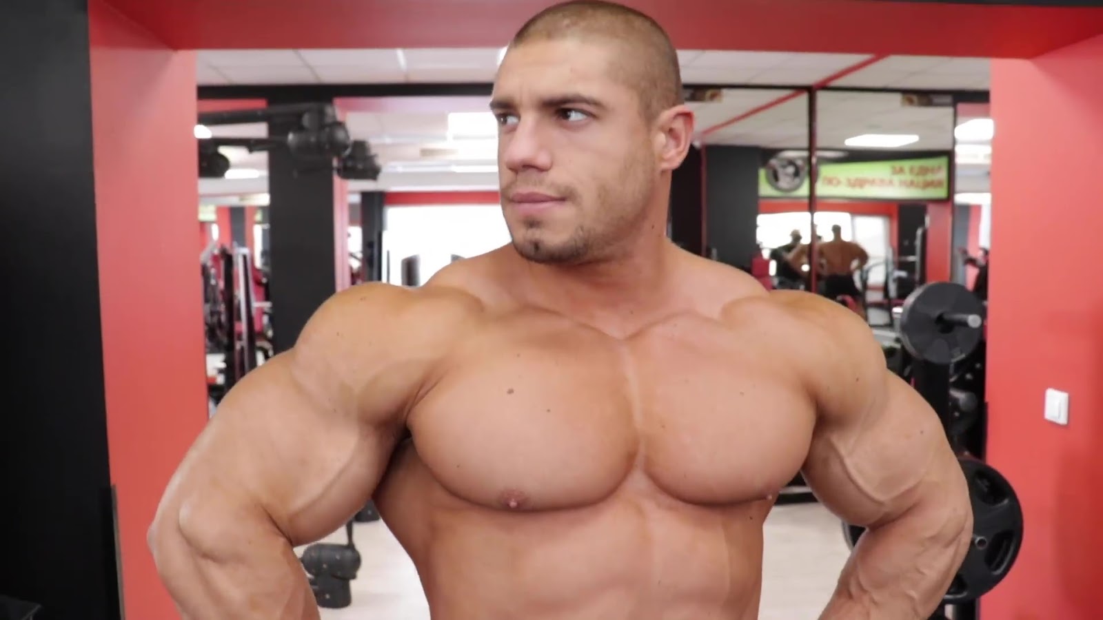 Muscle Lover: Bulgarian IFBB Pro bodybuilder Boyan Ivanov