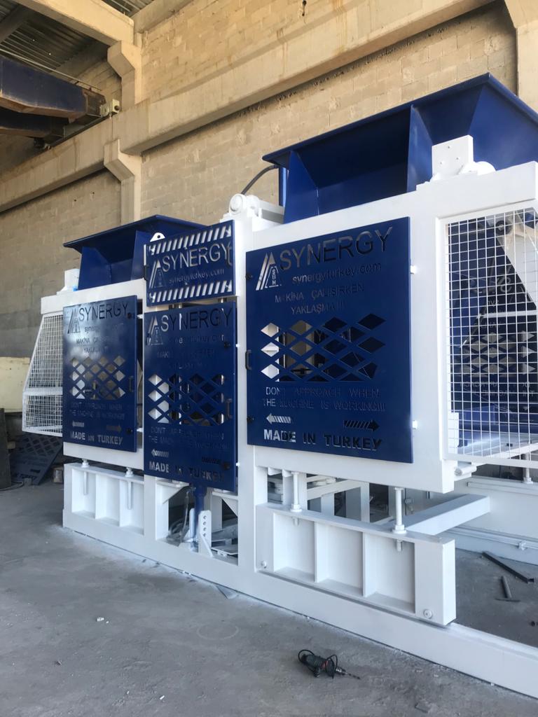 Prix Machine a parpaing semi-automatique