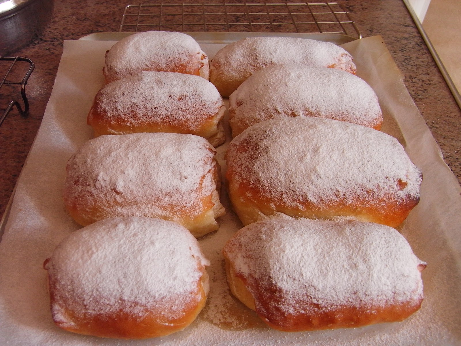 Stasher: Butter Buns from Cirencester