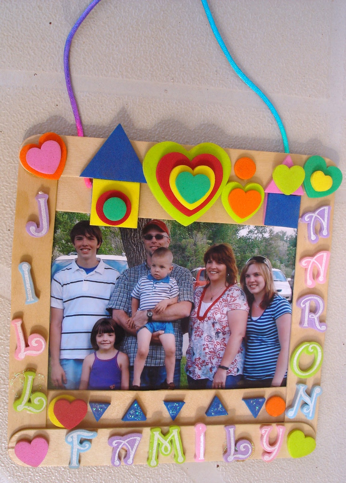 Art & Crafts With Rebecca Sun: Wooden Stick Photo's Frame