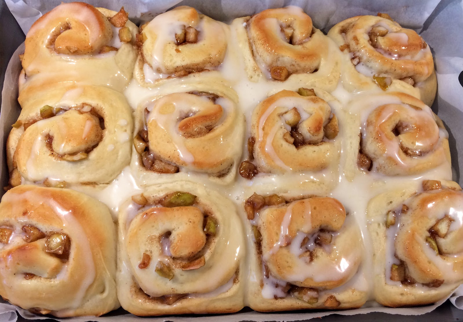 Mennonite Girls Can Cook: Apple Sweet Rolls