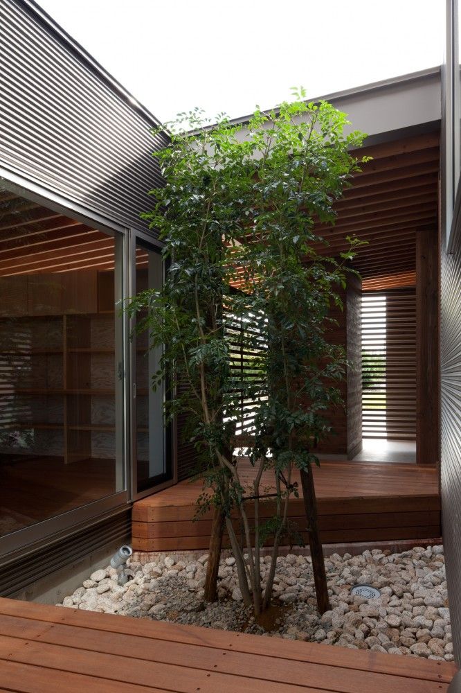 10 Inner Court Design for Different atmosphere in the house - Home ...