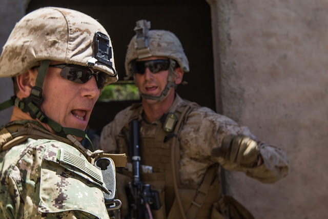SNAFU!: Navy/Marine Flag Officer take part in USMC Raid Leaders Course ...