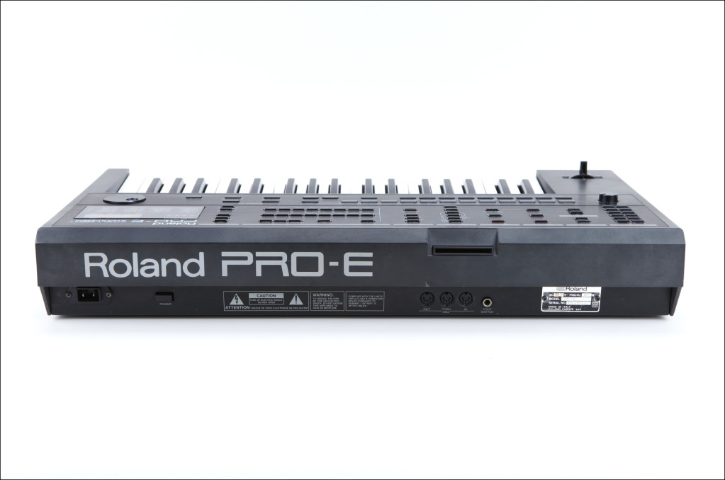 MATRIXSYNTH-B: Roland Pro-E Intelligent Arranger