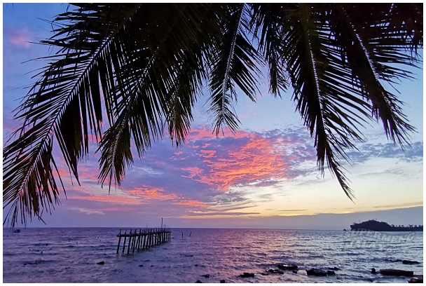 SUPERMENG MALAYA: Seaside Beach at SUNSET