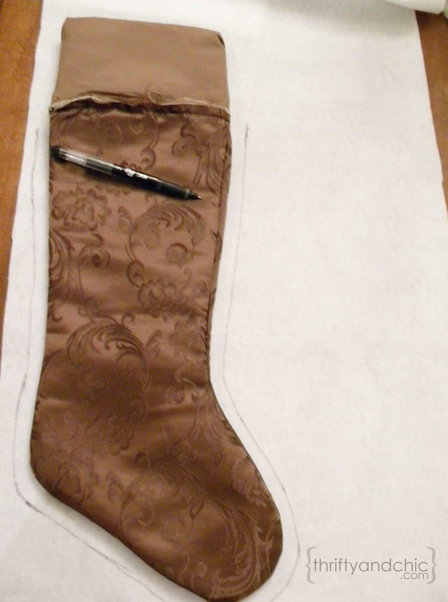 Thrifty and Chic - DIY Projects and Home Decor