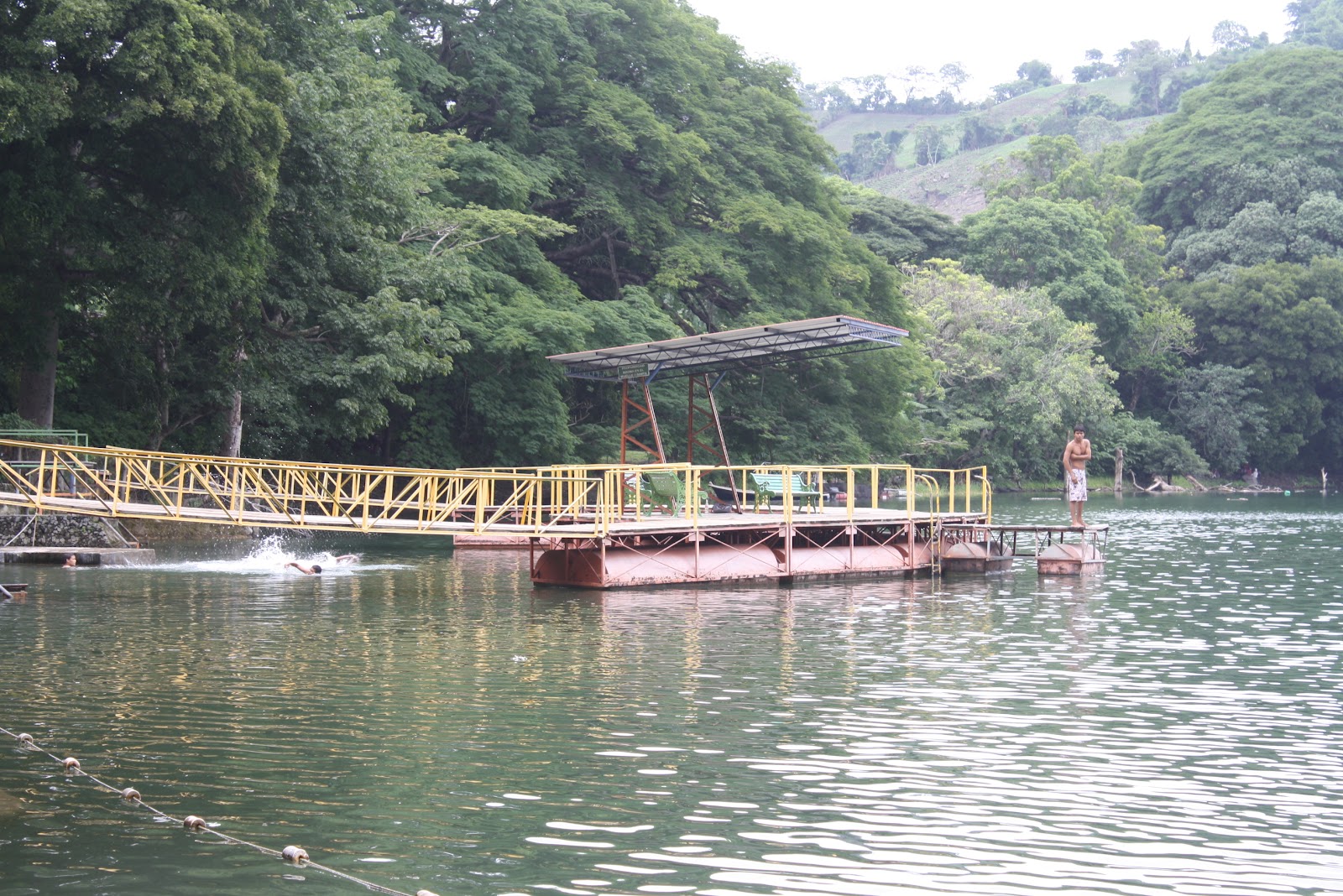 Parque acuático de La laguna de Apastepeque - San Vicente | LLEGANDO A ...