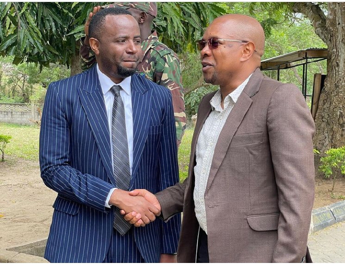 RC KUNENGE AWAAGIZA WAKUU WA WILAYA KUSAIDIA JAMII KUONDOKANA NA ...