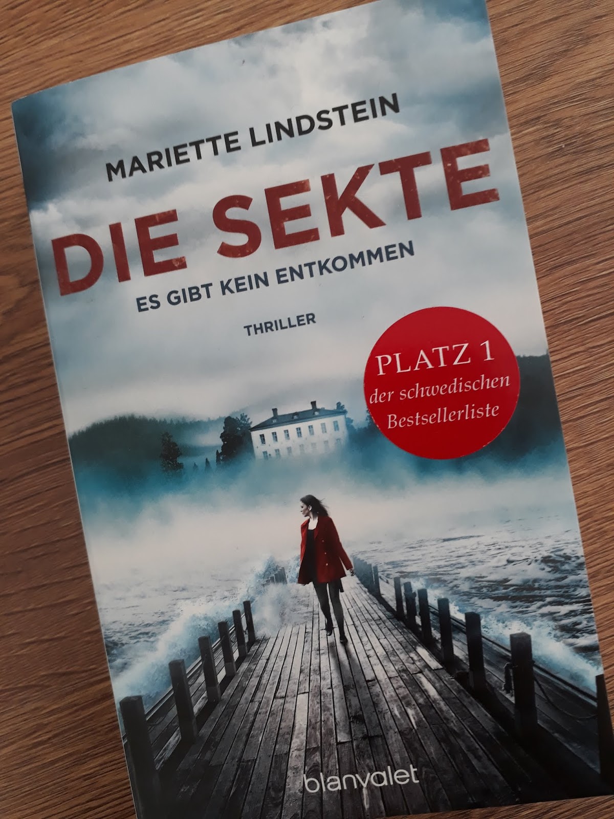 buch-leben: So schnell bist du drin in "Die Sekte - Es gibt kein ...