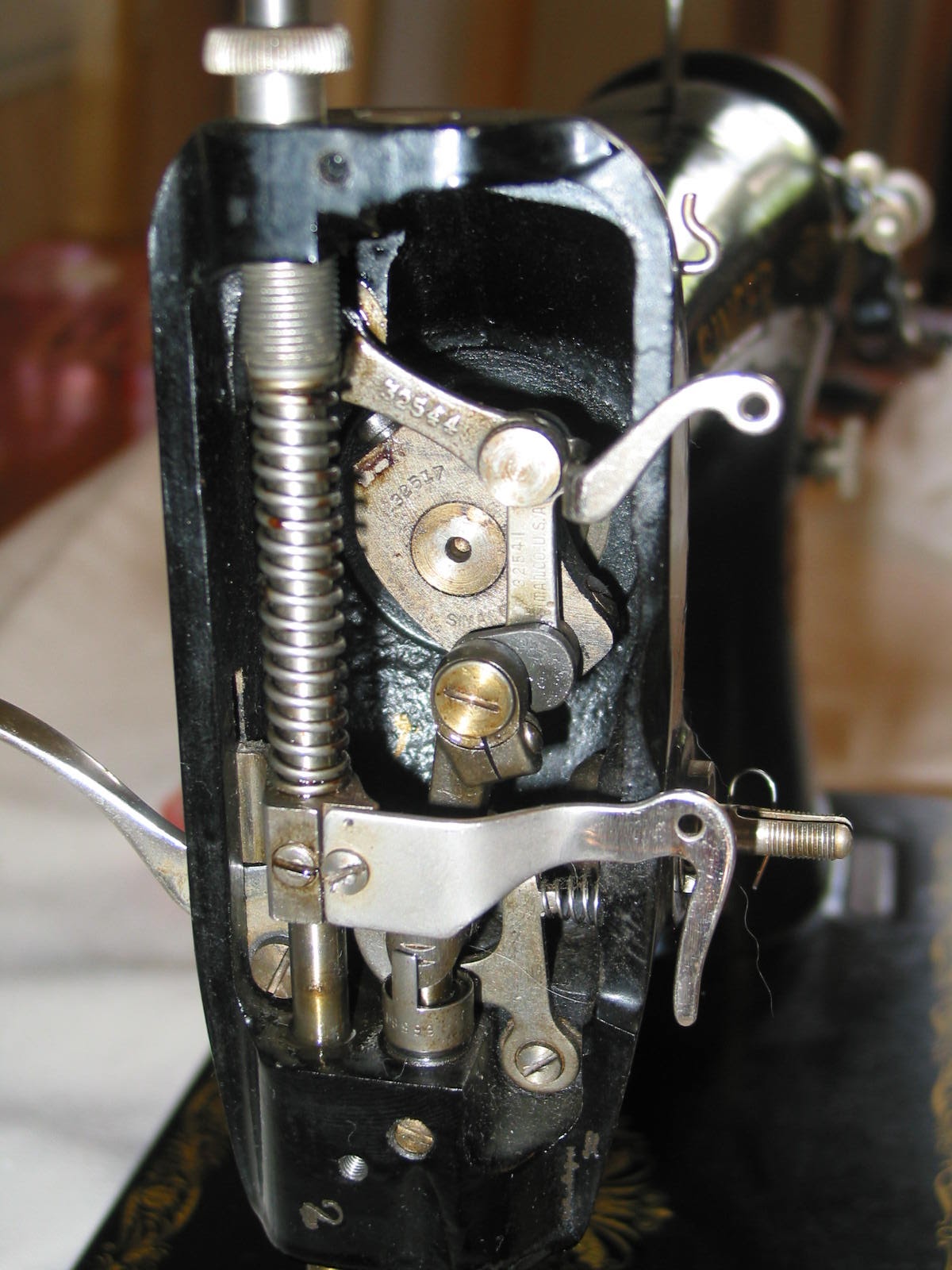 JillyBeJoyful: Vintage Singer Love - How I Clean 'em Up (The Basics)