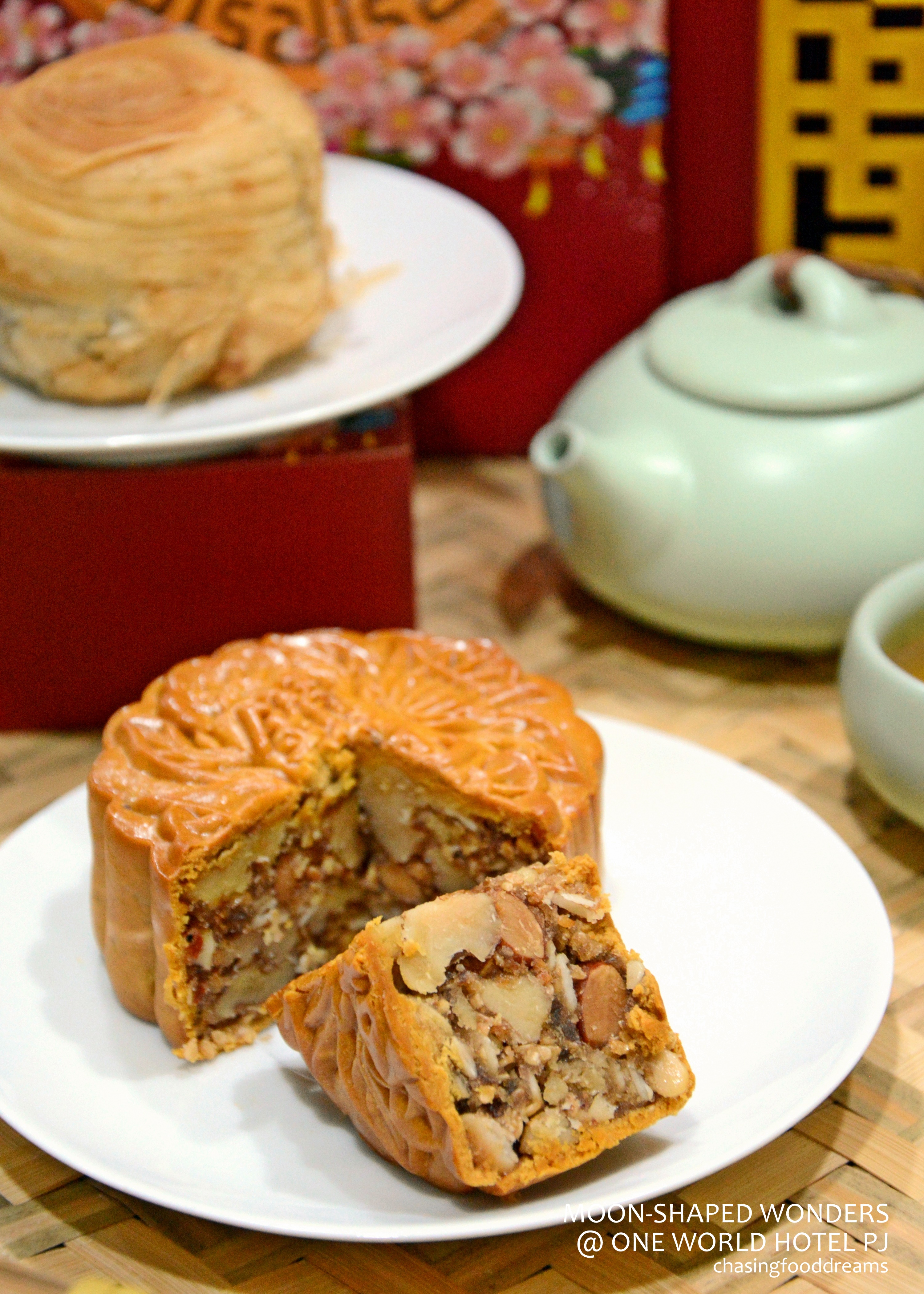 CHASING FOOD DREAMS: Mid-Autumn Mooncakes 2020 @ Zuan Yuan, One World ...