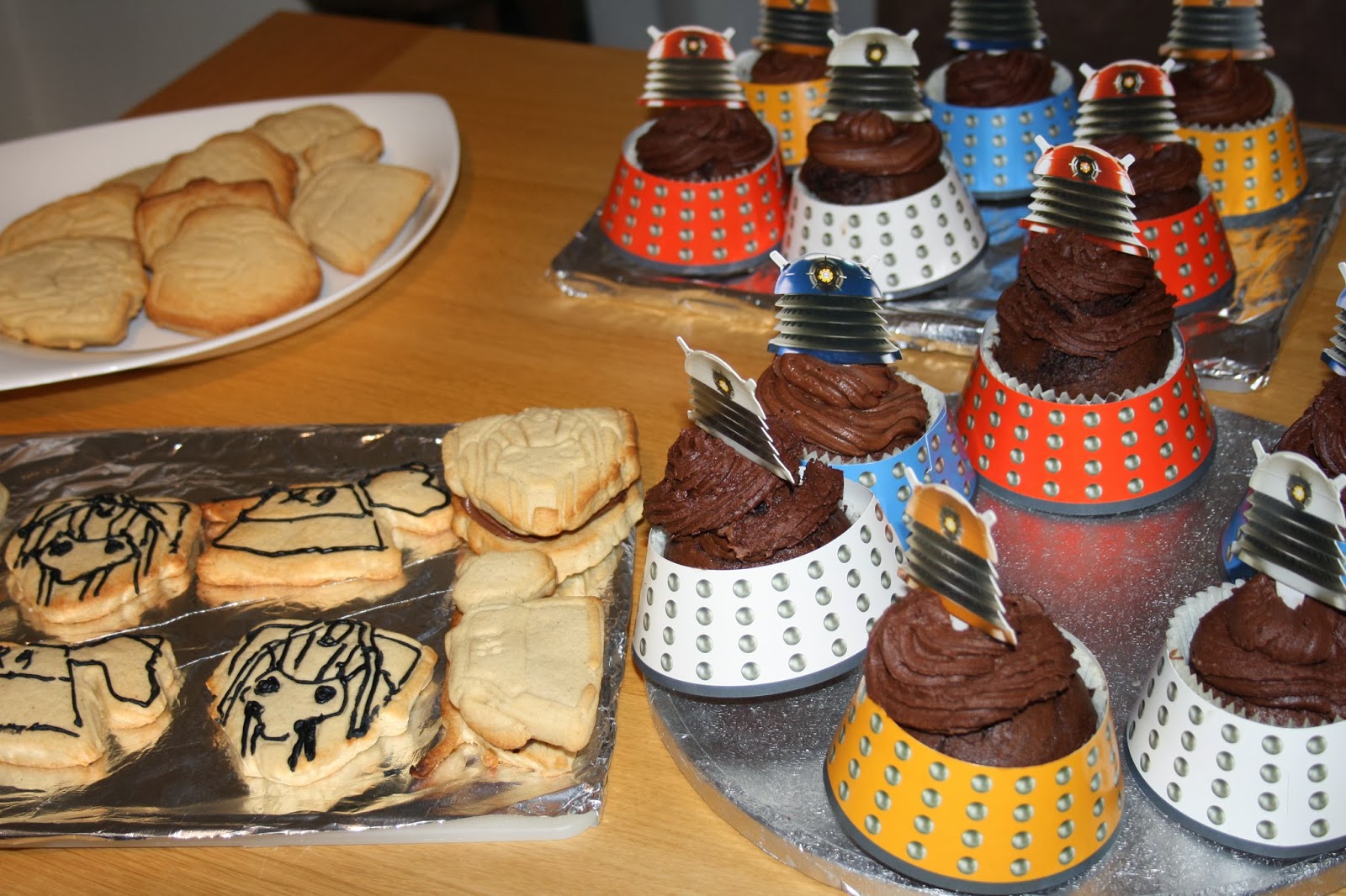 Caroline Makes....: Doctor Who Party Food - Recipes