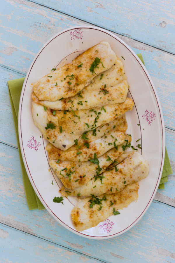 Cinco Quartos de Laranja: Filetes de pescada no forno