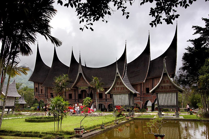 Mari Belajar Bersama Cikgu Ita: RUMAH-RUMAH DI MALAYSIA