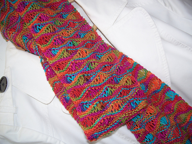 LYS Classes & FREE Workshops: Saturday, May 21: Drop Stitch Scarf (Again!)