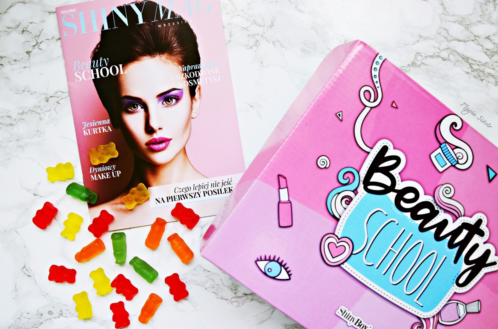 Beauty School, czyli wrześniowe pudełeczko ShinyBox - Magia Sióstr blog ...