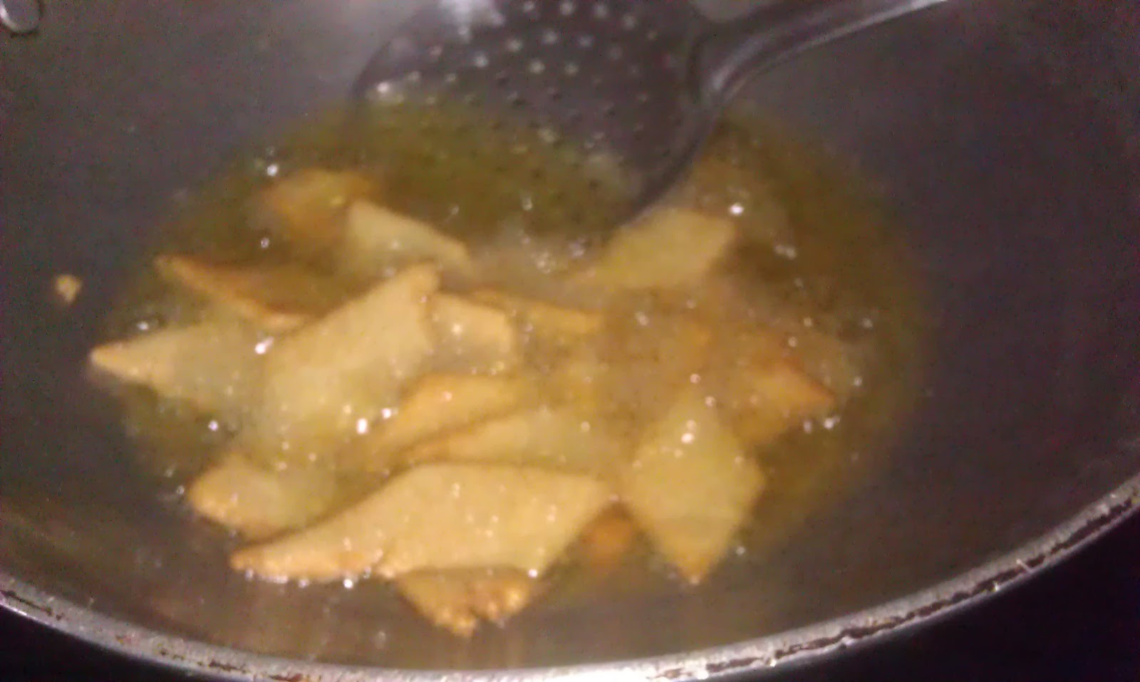 With Love from Mom's Kitchen: Shakkarpare/Ghughuti /शक्करपारे/घुघुती ...