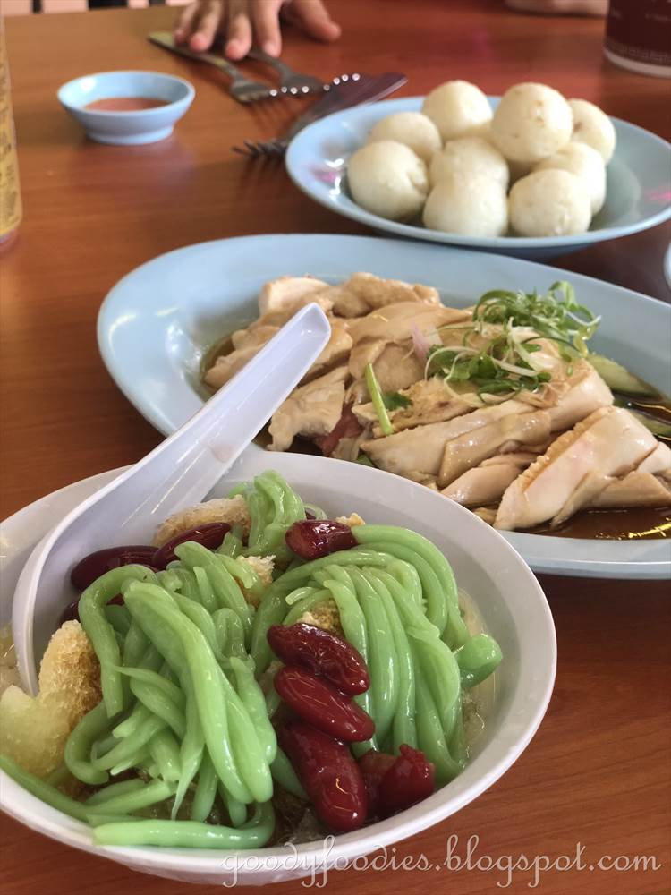 GoodyFoodies: Restoran Famosa Chicken Rice Ball: A Must-Try in Melaka