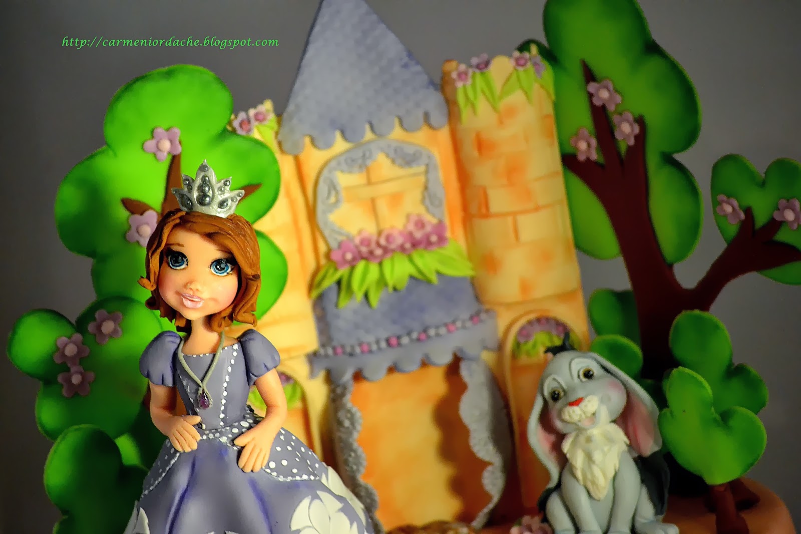 CARMEN'S ART CAKES -Bucuresti: Tort Printesa Sofia