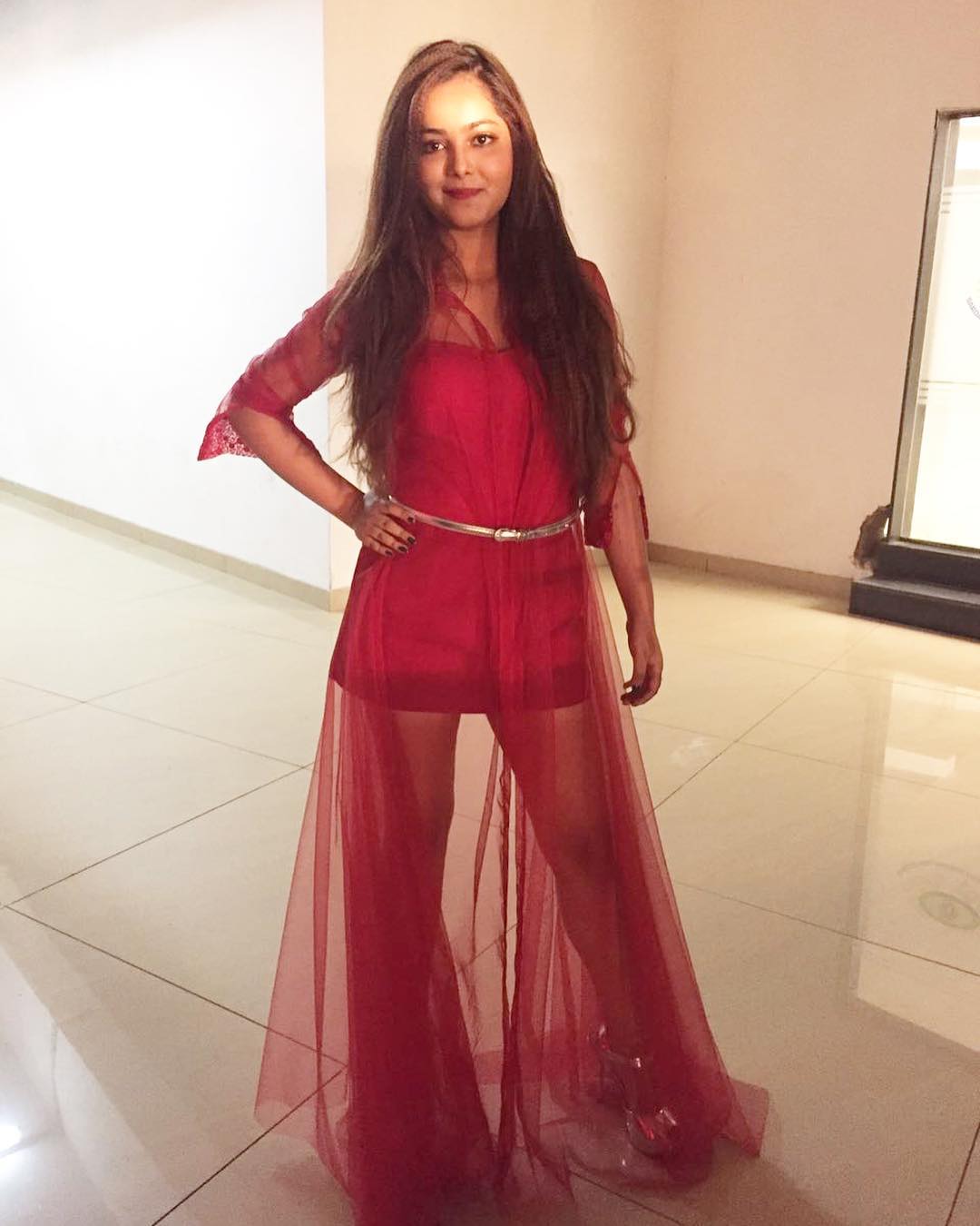 Amazing Singer Shraddha Sharma Stunning Photos Wallpapers