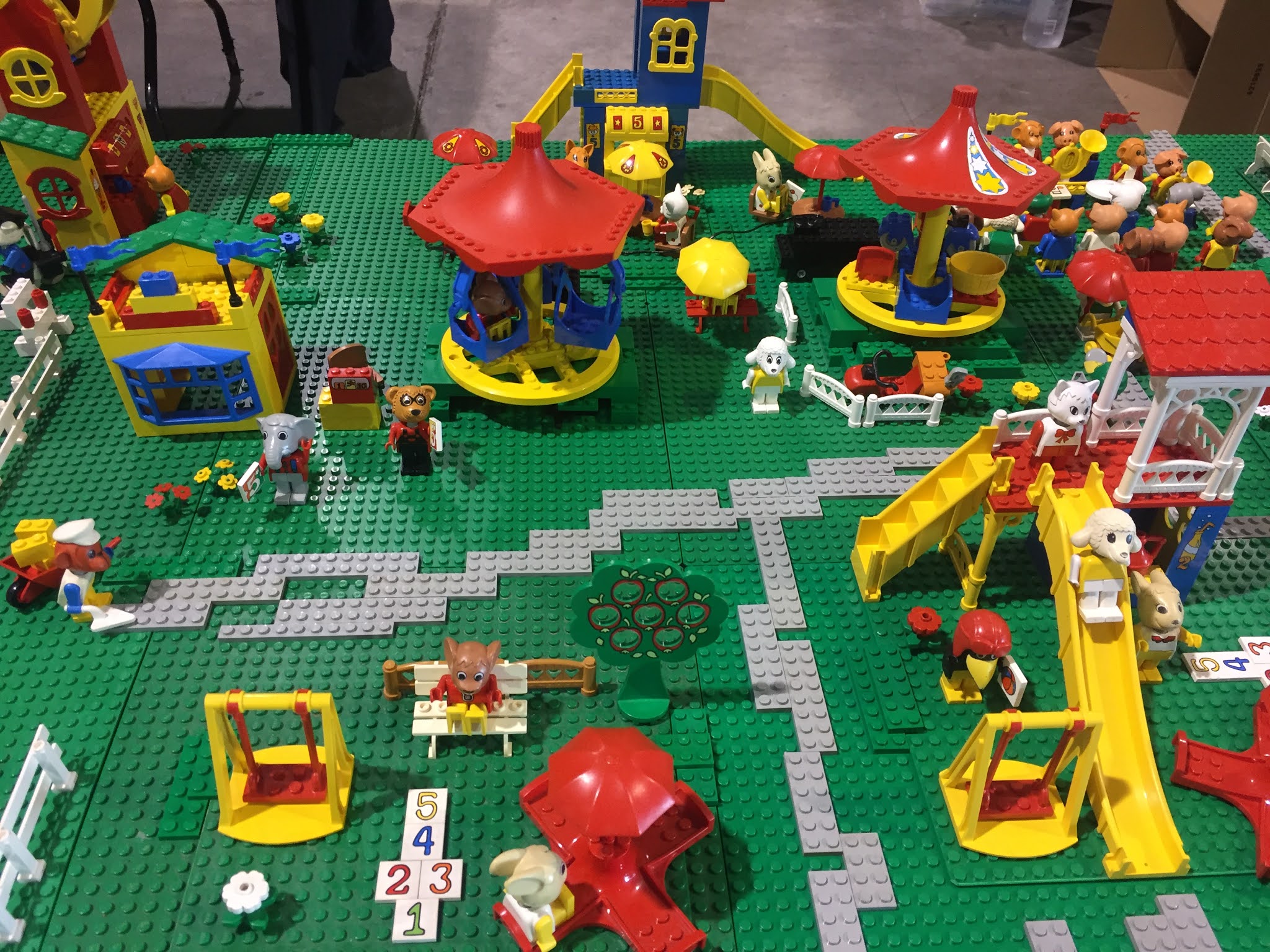 At Darren's World of Entertainment: Armageddon Expo: Inside the LEGO ...