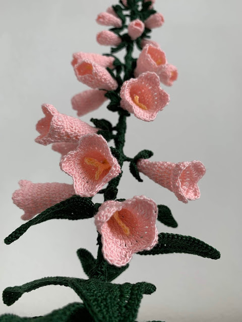 How to crochet a Foxglove (Digitalis)