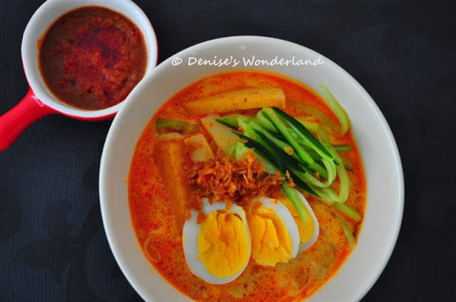 Delectable & Simple Singaporean Laksa Recipe - Denise's Wonderland