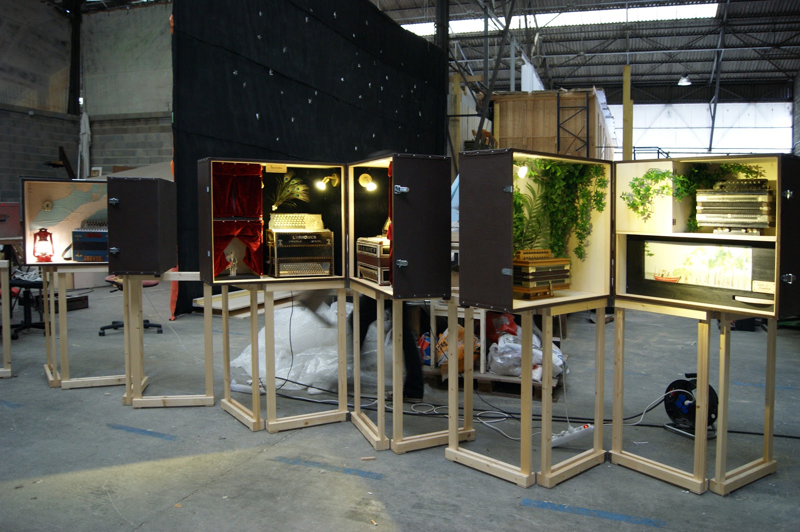 Elsa Amsallem scénographe metteure en scène : Scénographie d'exposition ...