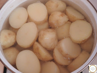 Cartofi la cuptor cu unt reteta | Retetetraditionaleromanesti.ro