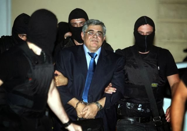 ΜΙΧΑΛΟΛΙΑΚΟΣ ΑΠΟ ΤΑ ΚΕΛΙΑ ΤΗΣ ΤΙΜΗΣ; Η ΕΝΤΕΛΩΣ ΤΥΦΛΗ ΔΙΚΑΙΟΣΥΝΗ ΚΑΙ Η ...