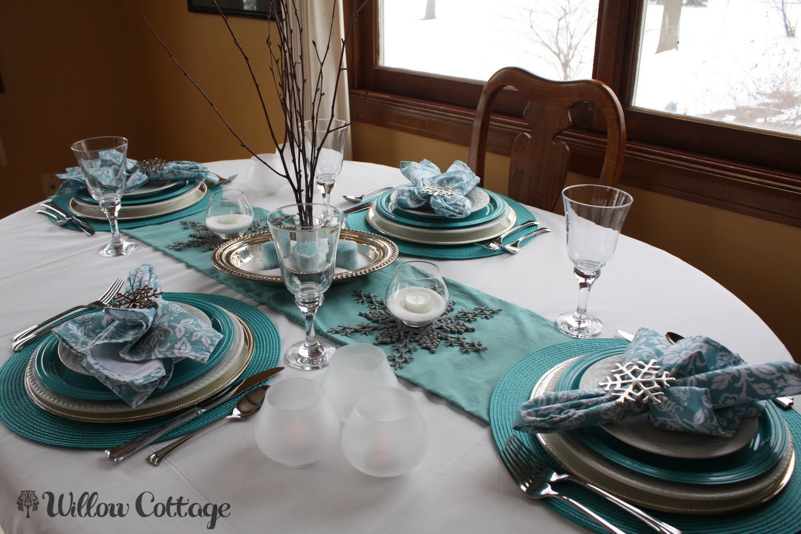Life At Willow Cottage: Winter Inspired Tablescape